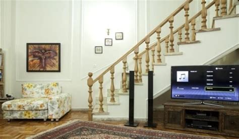 عکس های سیاه و سفید قدیمی را از گنجه ها بیرون بیاورید Gallery Wall