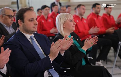 საქართველოს მთავრობა პრემიერ მინისტრისა და პარლამენტის თავმჯდომარის ერთობლივი წარდგინების