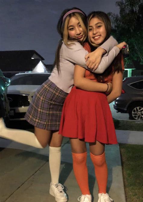 Dressing Up Like Schoolgirls Scrolller