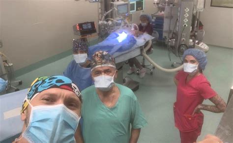 Київські медики видалили у малюка пухлину яка могла розвинутися з ембріону Вечірній Київ