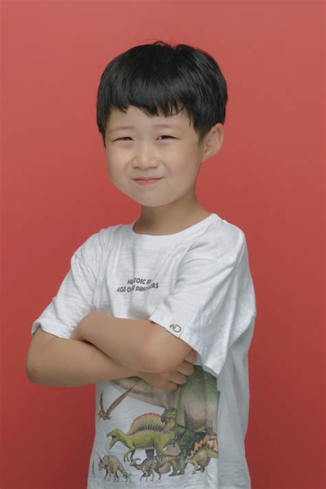 [부산 창원] 파스텔 톤 배경 컬러증명사진 김해 스튜디오 네이버 블로그