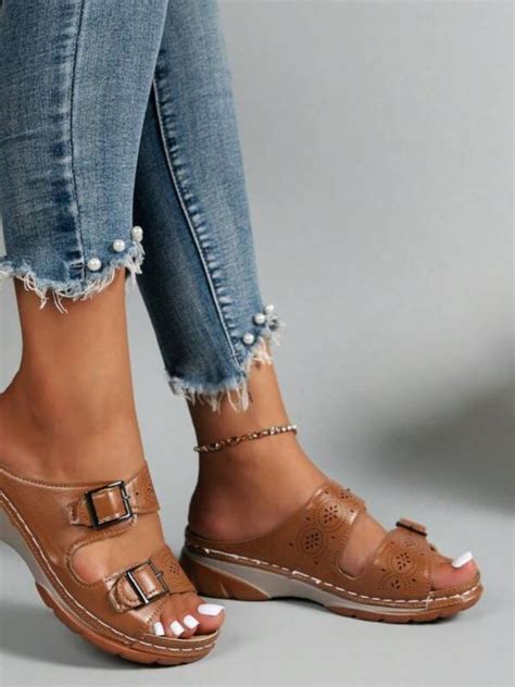 Нові шльопанці сабо — ціна 999 грн у каталозі Сабо Купити жіночі речі за доступною ціною на Шафі