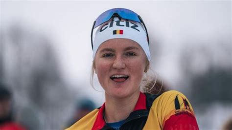 Biatlontalent Maya Cloetens 20 Debuteert Met 43e Plaats In