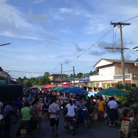 ตลาดสดเทศบาลตำบลร่อนพิบูลย์ ตลาดใหม่