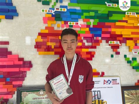 АМЖИЛТ ГАРГАСАН СУРАГЧДАДАА ХАЛУУН БАЯР ХҮРГЭЕ Оюунлаг сургууль