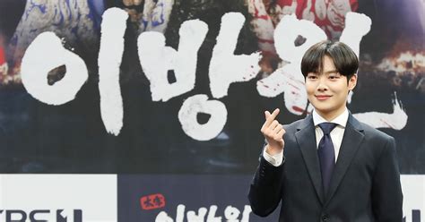 [오마이포토] 태종 이방원 김민기 긴장되는 자리