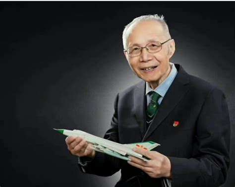 请您为伟大的科学家停留1秒钟，顾诵芬
