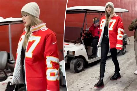 Taylor Swift bundles up in custom jersey jacket to cheer on Travis ...