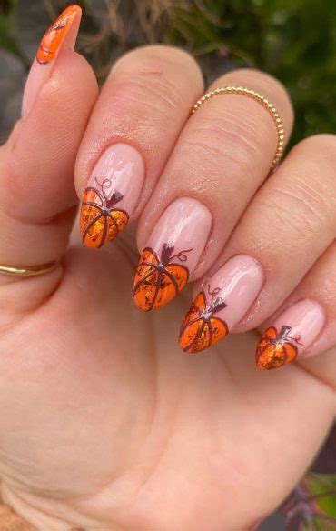 Dazzling Halloween Nails That Turn Heads Pumpkin Tip Nails