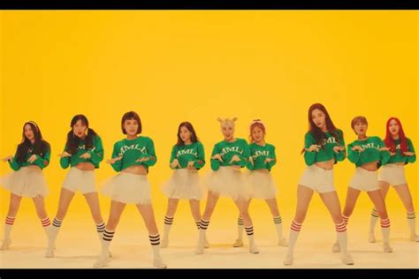 Momolands “bboom Bboom” Mv Has Continued To Reach New Milestones For