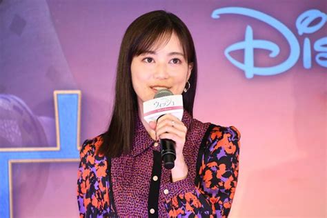 透明感あふれる生田絵梨花！『ウィッシュ』ジャパンプレミア：フォトギャラリー｜シネマトゥデイ
