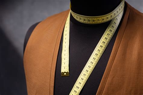 남성 재단사 마네킹소재 웨이스트코트 의류 아틀리에의 창의적인 컨셉 마네킹에 대한 스톡 사진 및 기타 이미지 마네킹 블레이저