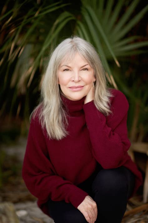 Babette Crowder Izon 2020