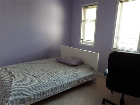 Room For Rent North Oshawa Walking Distance To Durcol And Uoit Room