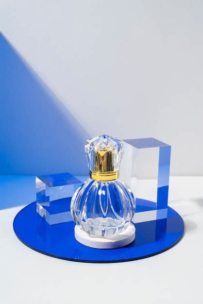 Flacon De Parfum Vide Grand Angle Photo Gratuite
