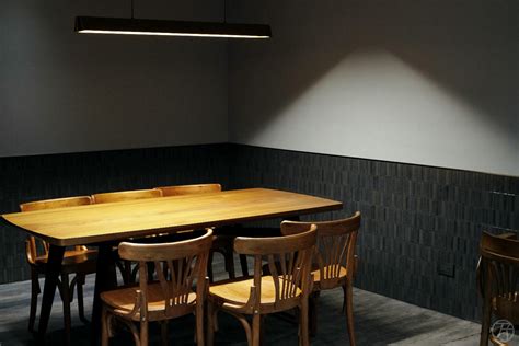 Normal Coffee 敦北店｜台北市松山區｜松山區咖啡廳推薦，不限時藍色寧靜咖啡廳，讓喝咖啡成為一件normal的事情 Jjhsu