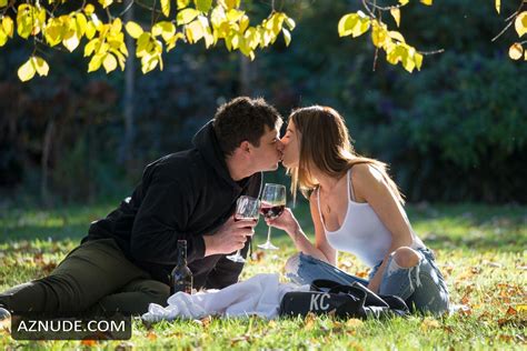 Kc Osborne And Michael Goonan Are Seen Having A Picnic In The Park In