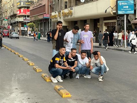 توافد المواطنين على ميدان التحرير وشوارع وسط البلد للاحتفال بثاني أيام