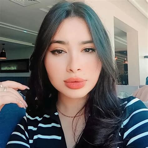 Aya Essaidi Ayaessaidi On Threads