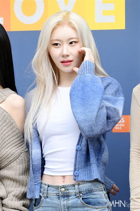 있지 채령 금발 착붙