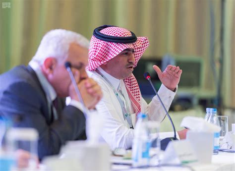 سياسي ورشة عمل بالرياض عن المؤسسة العسكرية في إيران