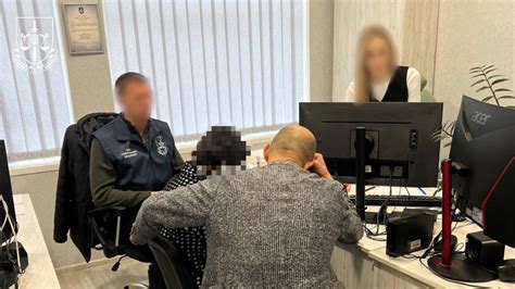 Колишній керівниці Секретаріату омбудсмана повідомлено про підозру у службовій недбалості