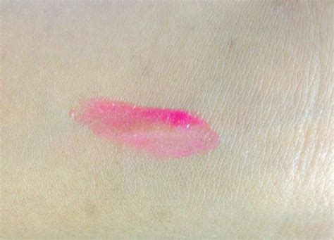 Nyx Girls Round Lip Gloss Strawberry Review Shades Swatches