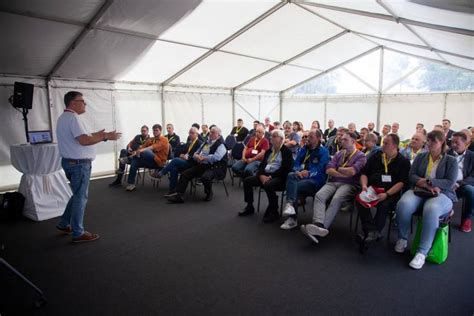 Mehr Als Besucher Bei Der Hausmesse Telecom Handel De