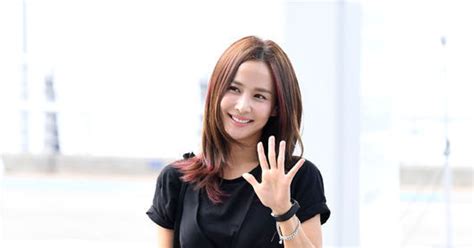 [사진]조여정 화보 촬영 떠나요