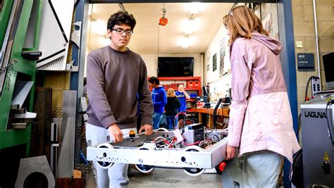 Interested In Exploring Computer Science Amazon Future Engineer Offers