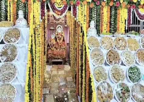 Bharatpur Chhappan Bhog Tableau Decorated In Kailadevi Temple Crowd