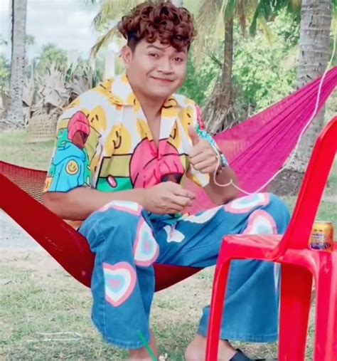 ខេម កំដរពួកម៉ាកសេដ ខេមរៈ សិរីមន្ត Youtube