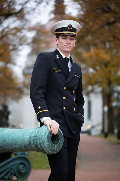 Kellys Top 3 Locations For Midshipmen Portraits At The Naval Academy