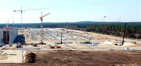 Teslas Software Like Approach To Its Gigafactories Is Working Wonders