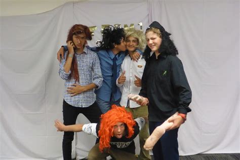 Gallery Models Weebly