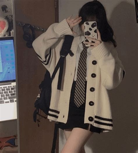 니트 가디건 오버핏 교복 학생 귀여운 배색 베이지 카디건 에이블리