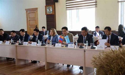 Алтанбулаг Хиагт боомтын ачаа тээврийг 24 цагийн горимд шилжүүлнэ