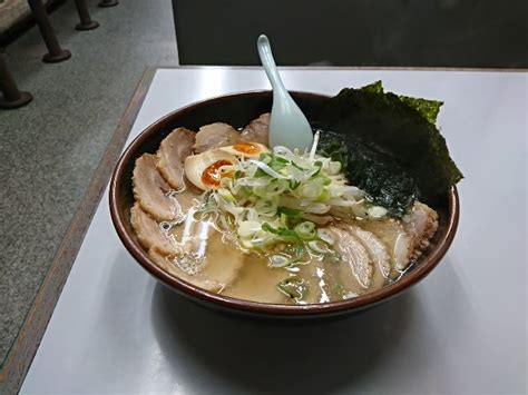 50点あじ平チャーシューダブル 味噌 にんにくギョウザ 水戸ラーメンの食べ歩き