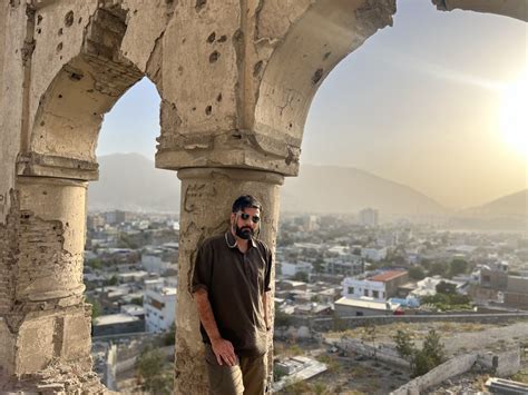 روایت عکاس ایرانی از لحظات جنگ داعش جنگ انتخاب می‌کند که چه کسی به آن