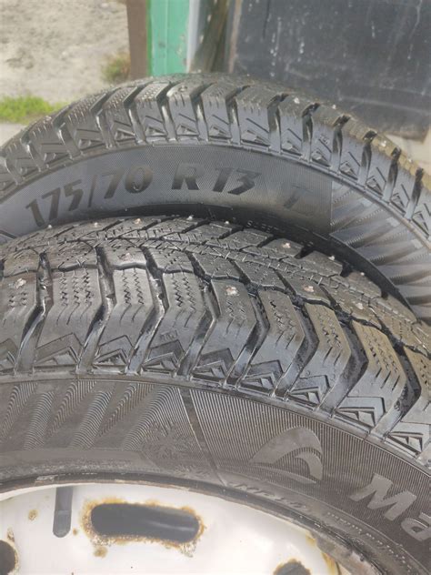 Резина с дисками 175/70/ R13, шипованая!: 1 550 грн. - Колеса в зборі ...