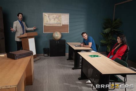 Brazzers Violet Myers Violets Backpack Hack 0101 Porn Pic Eporner