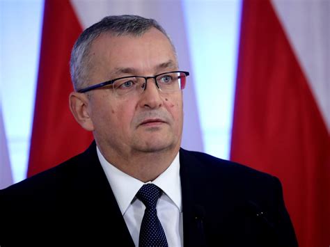 Wypadek Adamczyk Powstrzymajmy Się Od Stawiania Tez