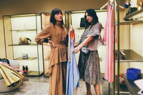 Fendi Ss 18 Fitting And Showtime Suarez Sisters Natalie Off Duty