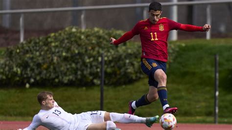 Islandia Hiszpania Piłka nożna Euro U19 transmisja na żywo