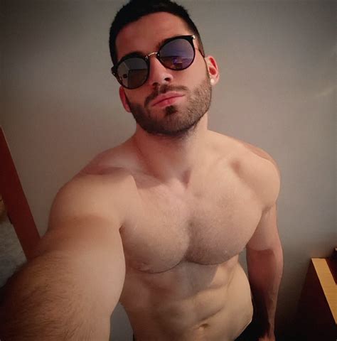 Daniel Uribe
