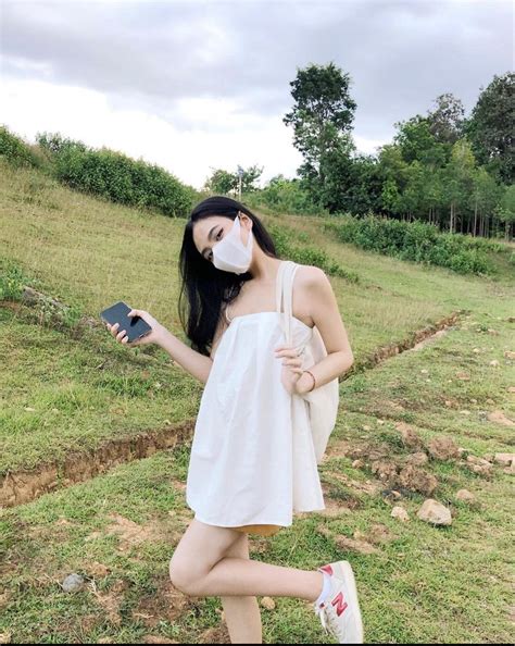 ปักพินโดย Peach Life ใน Photography Inspo สไตล์แฟชั่น เสื้อผ้าแฟชั่น