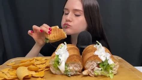 Asmr Subway Mukbang No Talking Footlong Sandwich Crunchy Chips نماشا