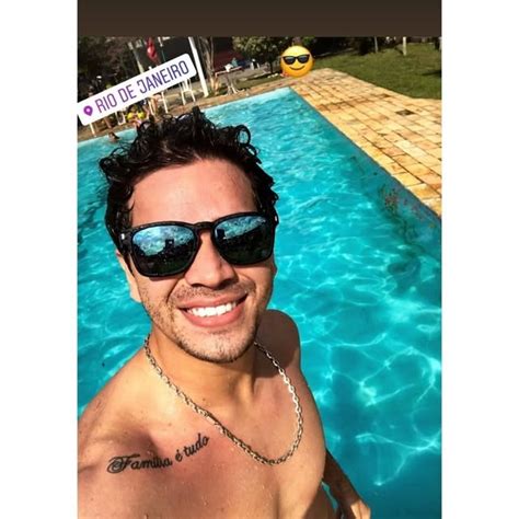 Renato Alexandre Renatoalx • Threads Say More