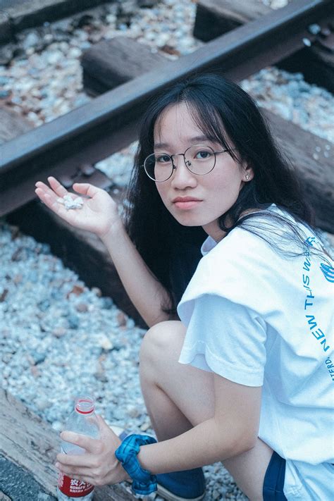 关于和女朋友逛公园的一天田园里的大肥猪 站酷zcool