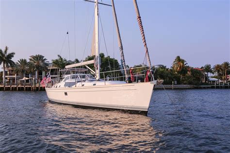 Moderate Beam Freeboard And Displacement